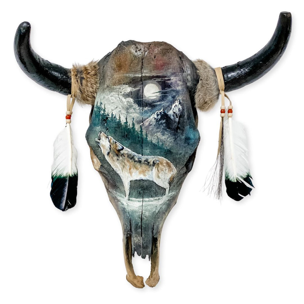 Southwest-Style Cow Skull, Howling Wolf — El Paso Saddleblanket